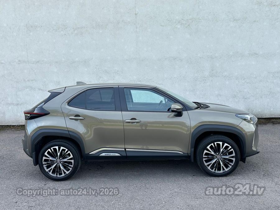 Toyota Yaris Cross 2023 Tallina, ar dzinēja tilpumu 1.50 L un nobraukumu 39 tūkst. km par 22900 €, foto 5 vietnē AUTOMOTO.COM.LV