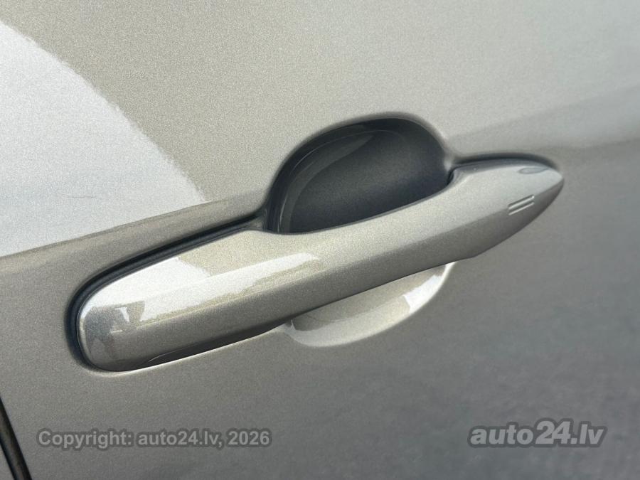 Toyota Yaris Cross 2023 Tallina, ar dzinēja tilpumu 1.50 L un nobraukumu 39 tūkst. km par 22900 €, foto 39 vietnē AUTOMOTO.COM.LV