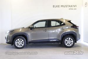 Toyota Yaris Cross 2023 in Tallinn, with an engine capacity of 1.49 L and mileage of 98 thousand km for 19500 €, photo 4 on AUTOMOTO.COM.LV