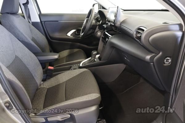 Toyota Yaris Cross 2023 Tallina, ar dzinēja tilpumu 1.49 L un nobraukumu 98 tūkst. km par 19500 €, foto 7 vietnē AUTOMOTO.COM.LV