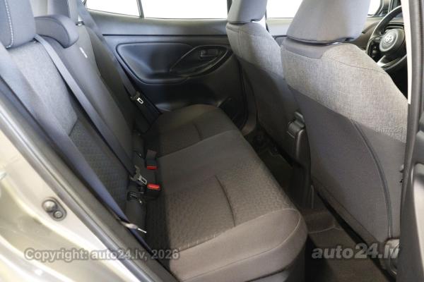 Toyota Yaris Cross 2023 Tallina, ar dzinēja tilpumu 1.49 L un nobraukumu 98 tūkst. km par 19500 €, foto 8 vietnē AUTOMOTO.COM.LV