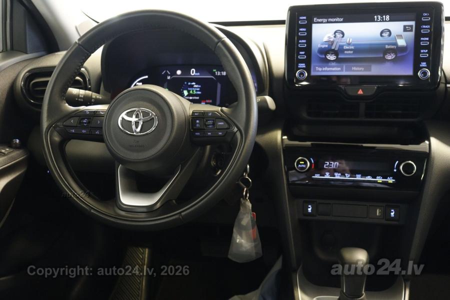 Toyota Yaris Cross 2023 in Tallinn, with an engine capacity of 1.49 L and mileage of 98 thousand km for 19500 €, photo 10 on AUTOMOTO.COM.LV
