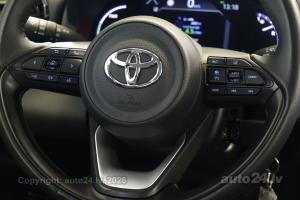Toyota Yaris Cross 2023 in Tallinn, with an engine capacity of 1.49 L and mileage of 98 thousand km for 19500 €, photo 13 on AUTOMOTO.COM.LV