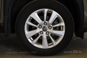 Toyota Yaris Cross 2023 in Tallinn, with an engine capacity of 1.49 L and mileage of 98 thousand km for 19500 €, photo 16 on AUTOMOTO.COM.LV
