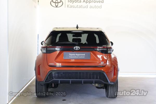 Toyota Yaris Cross 2024 Tallina, ar dzinēja tilpumu 1.49 L un nobraukumu 26 tūkst. km par 26300 €, foto 4 vietnē AUTOMOTO.COM.LV