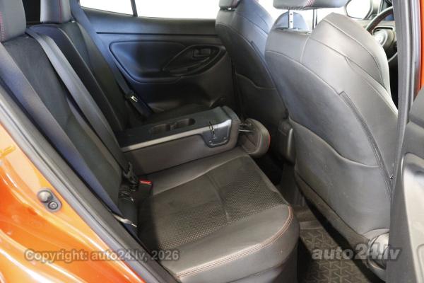 Toyota Yaris Cross 2024 in Tallinn, with an engine capacity of 1.49 L and mileage of 26 thousand km for 26300 €, photo 7 on AUTOMOTO.COM.LV