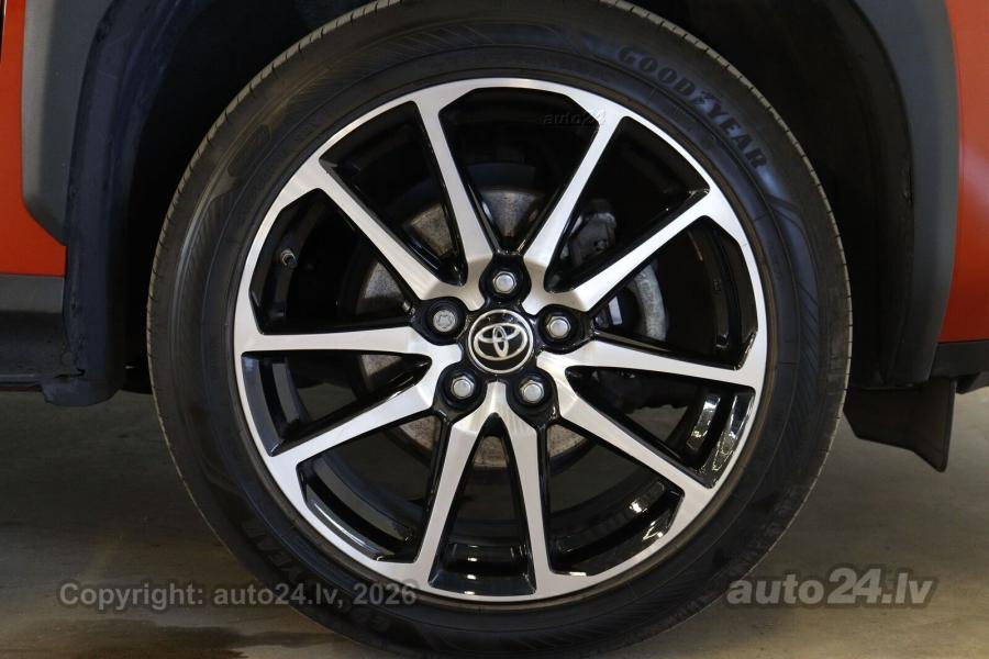Toyota Yaris Cross 2024 in Tallinn, with an engine capacity of 1.49 L and mileage of 26 thousand km for 26300 €, photo 16 on AUTOMOTO.COM.LV