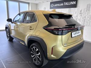 Toyota Yaris Cross 2024 Tallina, ar dzinēja tilpumu 1.50 L un nobraukumu 24 tūkst. km par 24900 €, foto 3 vietnē AUTOMOTO.COM.LV