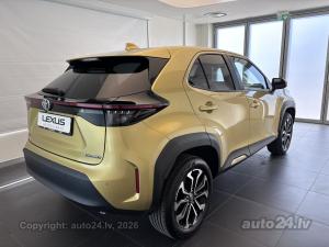 Toyota Yaris Cross 2024 Tallina, ar dzinēja tilpumu 1.50 L un nobraukumu 24 tūkst. km par 24900 €, foto 7 vietnē AUTOMOTO.COM.LV