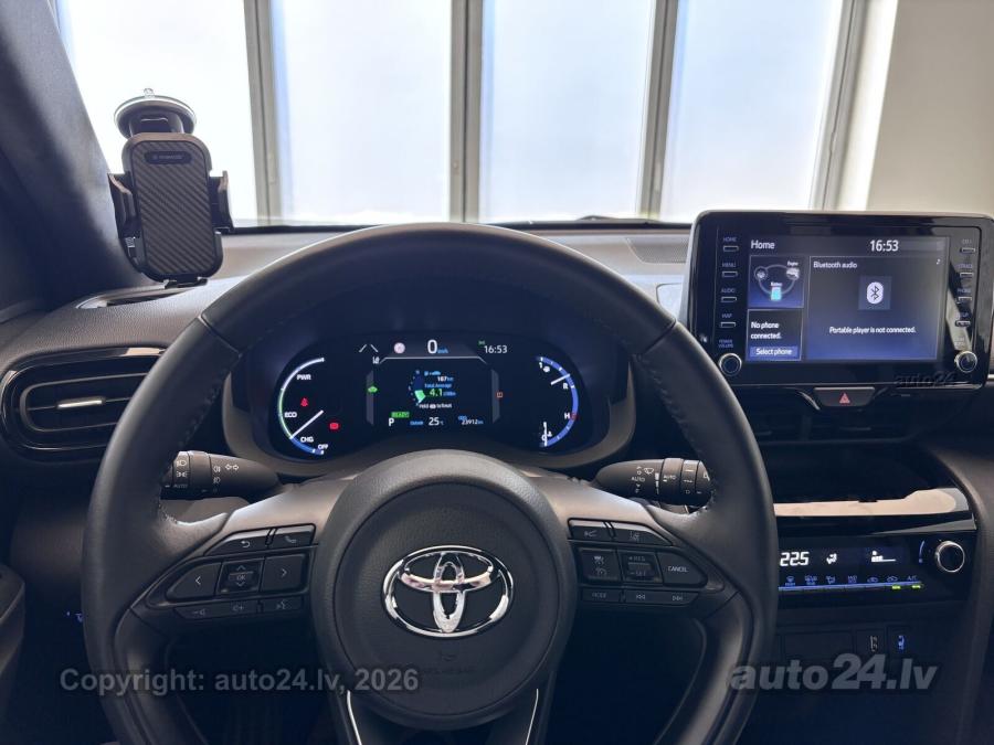 Toyota Yaris Cross 2024 Tallina, ar dzinēja tilpumu 1.50 L un nobraukumu 24 tūkst. km par 24900 €, foto 15 vietnē AUTOMOTO.COM.LV