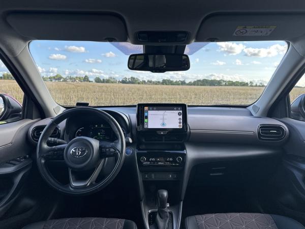 Toyota Yaris Cross 2024 Tallina, ar dzinēja tilpumu 1.50 L un nobraukumu 25 tūkst. km par 24690 €, foto 8 vietnē AUTOMOTO.COM.LV
