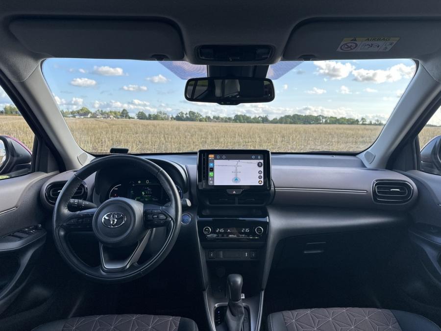 Тойота Yaris Cross 2024 в Таллин, объемом двигателя 1.50 л и пробегом 25 тыс. км за 24690 €, фото 8 на AUTOMOTO.COM.LV