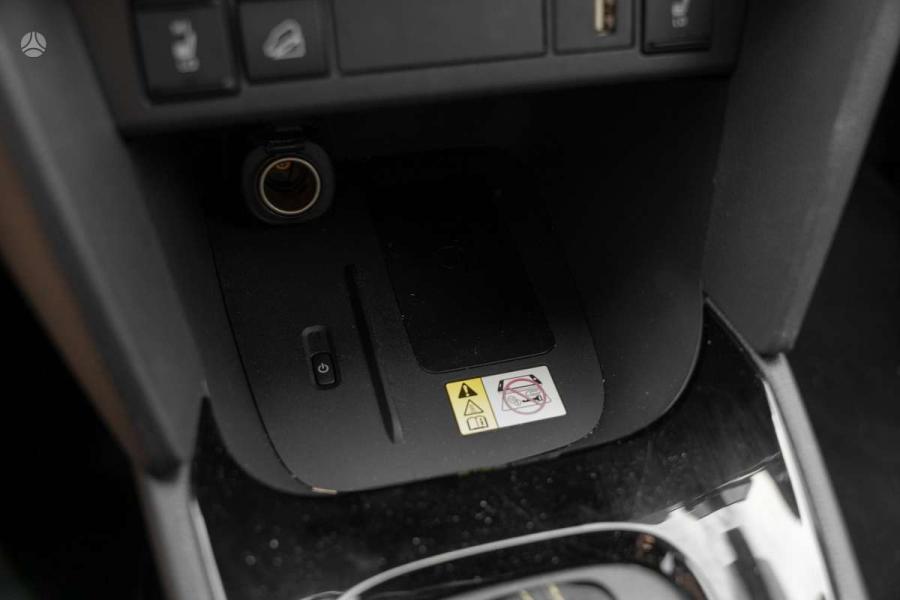 Красный Тойота Yaris Cross 2021 в Вильнюс, объемом двигателя 1.49 л и пробегом 60 тыс. км за 22500 €, фото 26 на AUTOMOTO.COM.LV