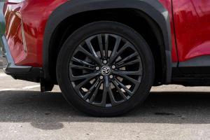 Красный Тойота Yaris Cross 2021 в Вильнюс, объемом двигателя 1.49 л и пробегом 60 тыс. км за 21500 €, фото 9 на AUTOMOTO.COM.LV