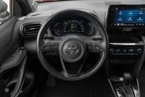 Красный Тойота Yaris Cross 2021 в Вильнюс, объемом двигателя 1.49 л и пробегом 60 тыс. км за 21500 €, фото 15 на AUTOMOTO.COM.LV
