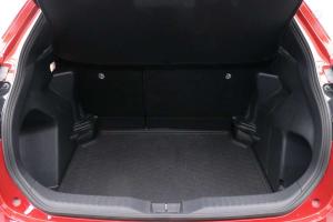 Red Toyota Yaris Cross 2022 in Vilnius, with an engine capacity of 1.49 L and mileage of 60 thousand km for 23900 €, photo 12 on AUTOMOTO.COM.LV