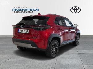 Red Toyota Yaris Cross 2023 in Kaunas, with an engine capacity of 0.00 L and mileage of 14 thousand km for 32829 €, photo 18 on AUTOMOTO.COM.LV
