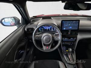 Красный Тойота Yaris Cross 2026 в Таллин, объемом двигателя 1.50 л и пробегом 3 тыс. км за 33290 €, фото 10 на AUTOMOTO.COM.LV