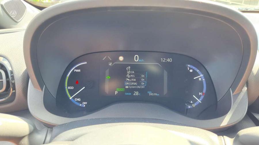 Sarkans Toyota Yaris Cross 2022 Viļņa, ar dzinēja tilpumu 1.49 L un nobraukumu 60 tūkst. km par 20000 €, foto 19 vietnē AUTOMOTO.COM.LV