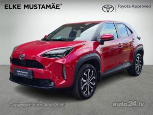 Красный Тойота Yaris Cross 2022 в Таллин, объемом двигателя 1.49 л и пробегом 30 тыс. км за 21995 €, фото  на AUTOMOTO.COM.LV