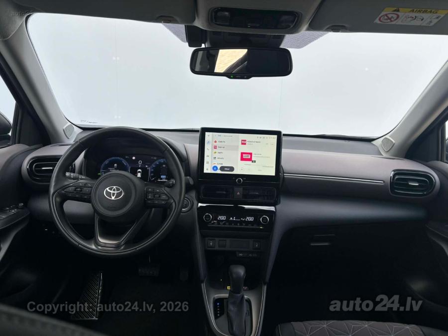 Тойота Yaris Cross 2024 в Таллин, объемом двигателя 1.49 л и пробегом 33 тыс. км за 25495 €, фото 9 на AUTOMOTO.COM.LV