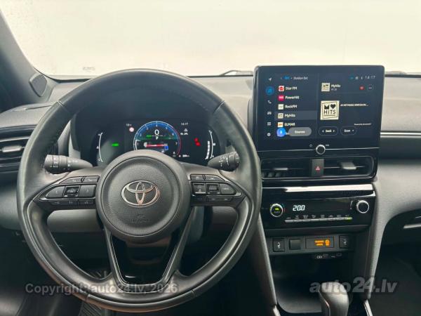 Toyota Yaris Cross 2024 Tallina, ar dzinēja tilpumu 1.49 L un nobraukumu 40 tūkst. km par 24495 €, foto 9 vietnē AUTOMOTO.COM.LV
