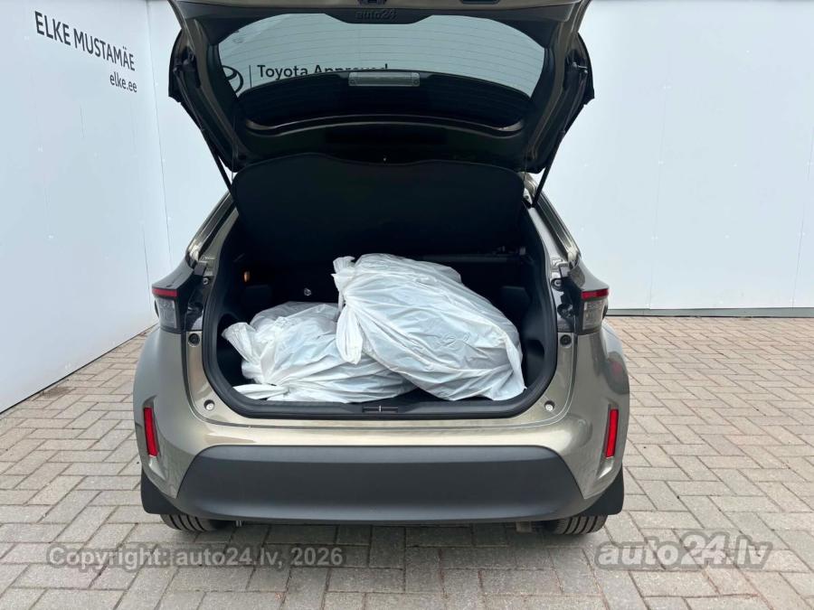 Тойота Yaris Cross 2024 в Таллин, объемом двигателя 1.49 л и пробегом 40 тыс. км за 24495 €, фото 11 на AUTOMOTO.COM.LV