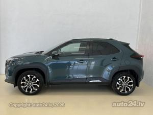 Тойота Yaris Cross 2025 в Раквере, объемом двигателя 1.49 л и пробегом 7 тыс. км за 27990 €, фото 3 на AUTOMOTO.COM.LV