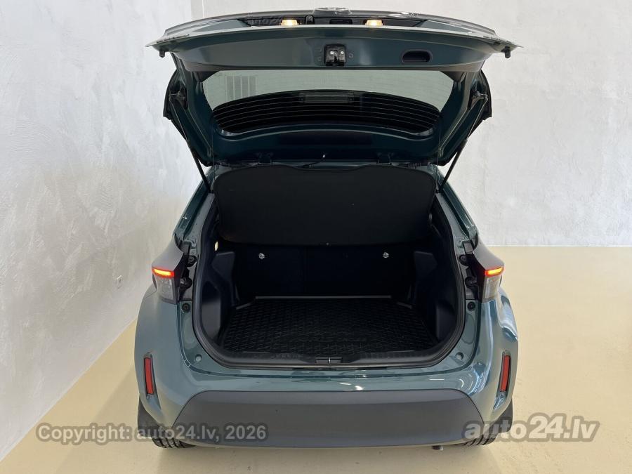 Тойота Yaris Cross 2025 в Раквере, объемом двигателя 1.49 л и пробегом 7 тыс. км за 27990 €, фото 13 на AUTOMOTO.COM.LV