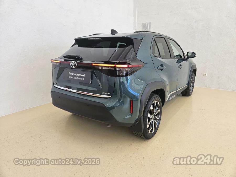 Тойота Yaris Cross 2025 в Раквере, объемом двигателя 1.49 л и пробегом 10 тыс. км за 26990 €, фото 3 на AUTOMOTO.COM.LV