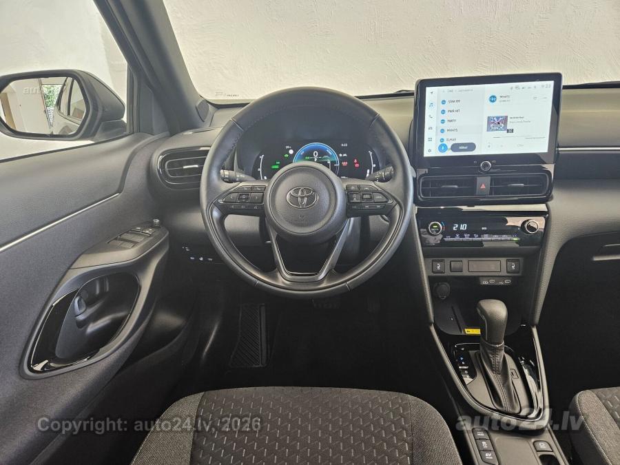 Тойота Yaris Cross 2025 в Раквере, объемом двигателя 1.49 л и пробегом 10 тыс. км за 26990 €, фото 9 на AUTOMOTO.COM.LV