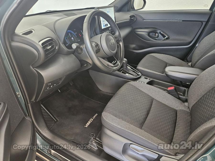 Тойота Yaris Cross 2025 в Раквере, объемом двигателя 1.49 л и пробегом 10 тыс. км за 26990 €, фото 12 на AUTOMOTO.COM.LV