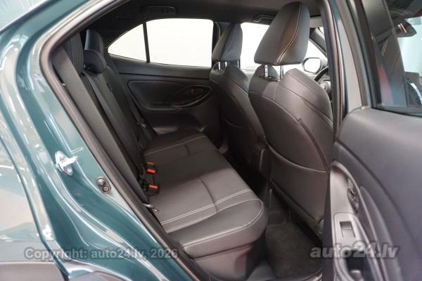 Toyota Yaris Cross 2026 in Tartu, with an engine capacity of 1.50 L and mileage of 10 thousand km for 32400 €, photo 7 on AUTOMOTO.COM.LV
