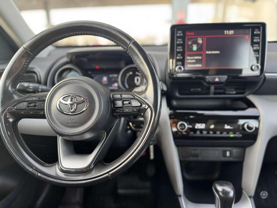 Белый Тойота Yaris Cross 2021 в Вильнюс, объемом двигателя 1.49 л и пробегом 161 тыс. км за 16950 €, фото 29 на AUTOMOTO.COM.LV