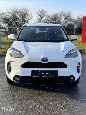 Белый Тойота Yaris Cross 2021 в Вильнюс, объемом двигателя 1.50 л и пробегом 161 тыс. км за 16950 €, фото 2 на AUTOMOTO.COM.LV