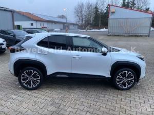 Balts Toyota Yaris Cross 2021 Kauņa, ar dzinēja tilpumu 1.50 L un nobraukumu 67 tūkst. km par 24254 €, foto 7 vietnē AUTOMOTO.COM.LV