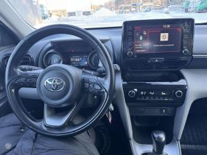 Белый Тойота Yaris Cross 2021 в Вильнюс, объемом двигателя 1.49 л и пробегом 163 тыс. км за 15950 €, фото 13 на AUTOMOTO.COM.LV