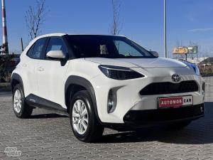 Balts Toyota Yaris Cross 2021 Viļņa, ar dzinēja tilpumu 1.50 L un nobraukumu 163 tūkst. km par 15650 €, foto 3 vietnē AUTOMOTO.COM.LV