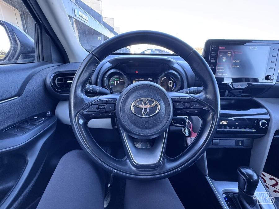 Balts Toyota Yaris Cross 2021 Viļņa, ar dzinēja tilpumu 1.50 L un nobraukumu 163 tūkst. km par 15650 €, foto 13 vietnē AUTOMOTO.COM.LV