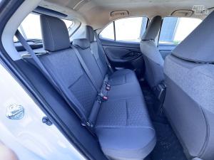 Balts Toyota Yaris Cross 2021 Viļņa, ar dzinēja tilpumu 1.50 L un nobraukumu 163 tūkst. km par 15650 €, foto 18 vietnē AUTOMOTO.COM.LV