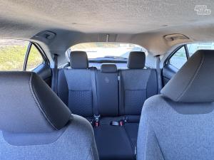 Balts Toyota Yaris Cross 2021 Viļņa, ar dzinēja tilpumu 1.50 L un nobraukumu 163 tūkst. km par 15650 €, foto 21 vietnē AUTOMOTO.COM.LV
