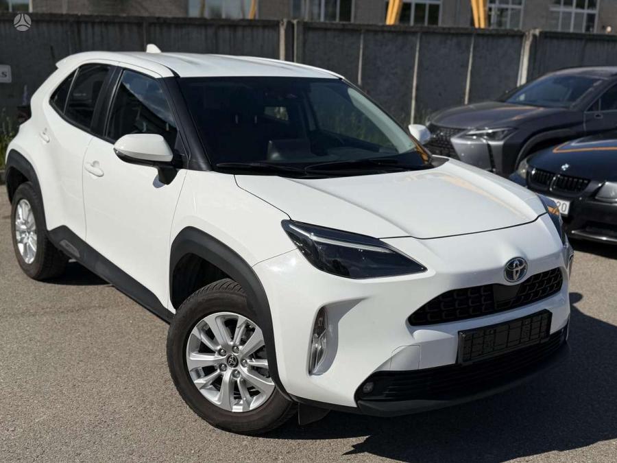 Белый Тойота Yaris Cross 2021 в Вильнюс, объемом двигателя 1.50 л и пробегом 161 тыс. км за 15700 €, фото 6 на AUTOMOTO.COM.LV