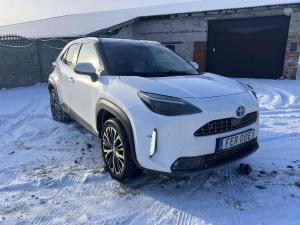 Balts Toyota Yaris Cross 2022 Marijampole, ar dzinēja tilpumu 1.50 L un nobraukumu 280 tūkst. km par 13250 €, foto 2 vietnē AUTOMOTO.COM.LV