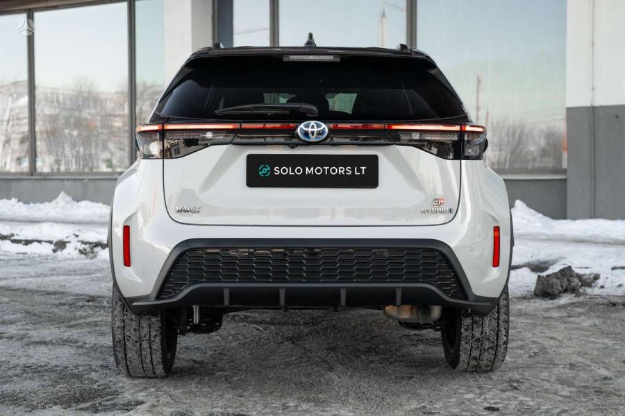Белый Тойота Yaris Cross 2022 в Вильнюс, объемом двигателя 1.49 л и пробегом 9 тыс. км за 24450 €, фото 6 на AUTOMOTO.COM.LV
