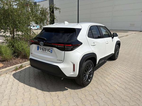 White Toyota Yaris Cross 2022 in Kaunas, with an engine capacity of 1.50 L and mileage of 10 thousand km for 21500 €, photo 6 on AUTOMOTO.COM.LV