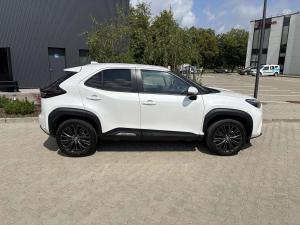 Balts Toyota Yaris Cross 2022 Kauņa, ar dzinēja tilpumu 1.50 L un nobraukumu 10 tūkst. km par 21500 €, foto 8 vietnē AUTOMOTO.COM.LV