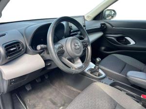 Белый Тойота Yaris Cross 2022 в Клайпеда, объемом двигателя 1.49 л и пробегом 29 тыс. км за 17500 €, фото 12 на AUTOMOTO.COM.LV