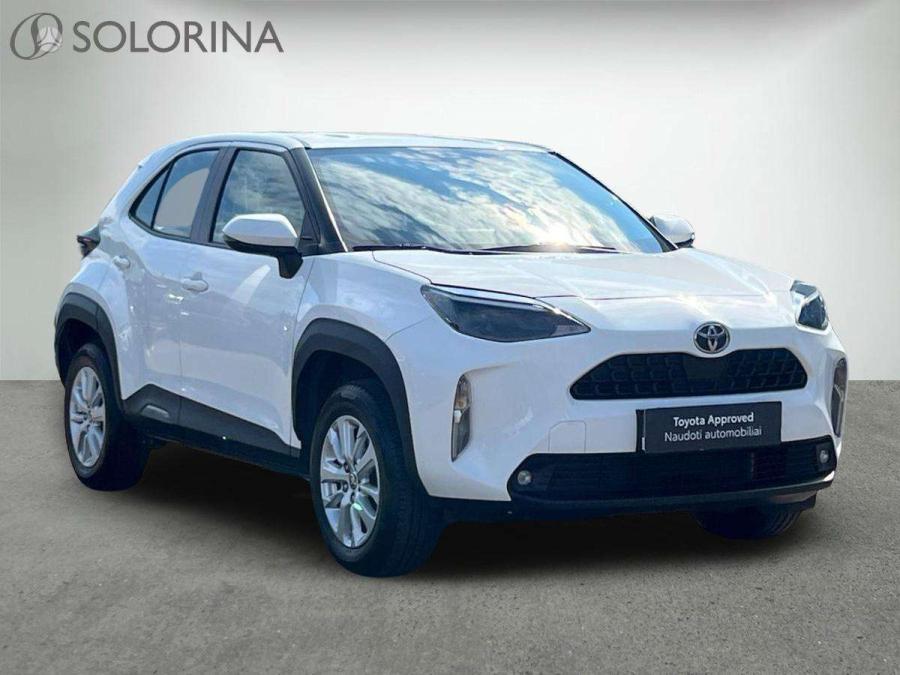 Белый Тойота Yaris Cross 2022 в Клайпеда, объемом двигателя 1.49 л и пробегом 29 тыс. км за 17500 €, фото 19 на AUTOMOTO.COM.LV