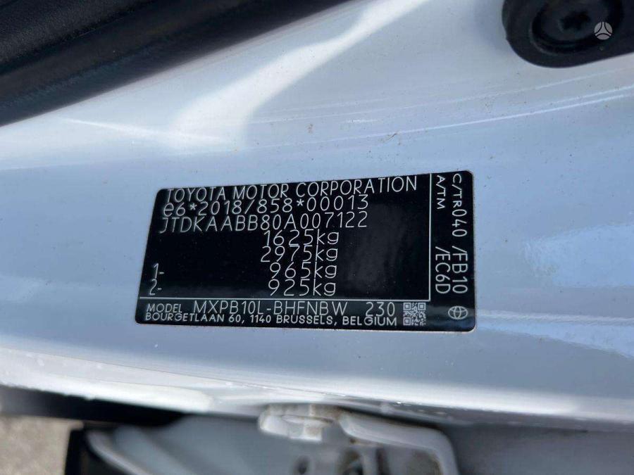 Белый Тойота Yaris Cross 2022 в Клайпеда, объемом двигателя 1.49 л и пробегом 29 тыс. км за 17500 €, фото 23 на AUTOMOTO.COM.LV