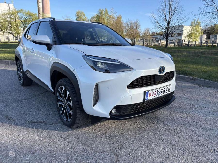 Balts Toyota Yaris Cross 2022 Kauņa, ar dzinēja tilpumu 1.50 L un nobraukumu 26 tūkst. km par 19900 €, foto 7 vietnē AUTOMOTO.COM.LV